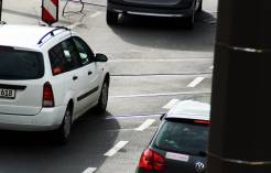 Muttenz BL, A2: Automobilistin fährt auf Vorderfahrzeug auf: niemand ...