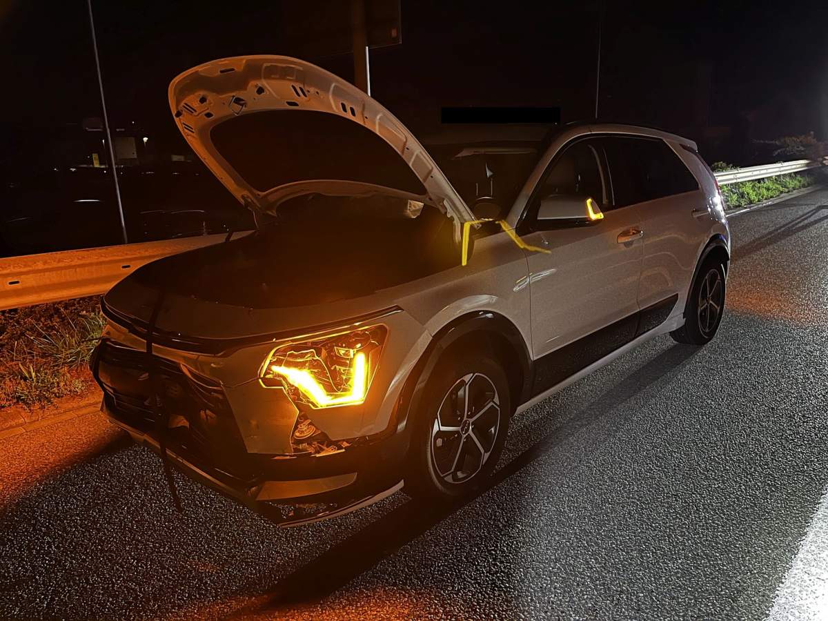 Muttenz BL: Betrunkener Mercedes-Lenker verursacht Unfall