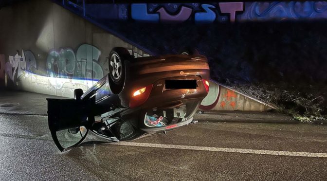 Muttenz BL: Lenker überschlägt sich bei Unfall auf A18